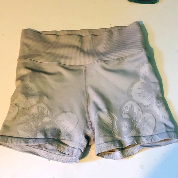 aerie | Shorts | Offline By Aerie Womens S Light Grey Compression ...